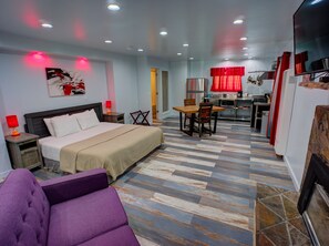 Estúdio romântico | 1 quarto, roupas de cama premium, Wi-Fi de cortesia