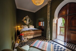 Quarto Duplo ou Twin Deluxe | Roupa de alta qualidade, cofre no quarto, cortinas/cortinados opacos