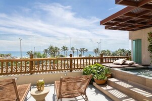 Suite (Lounge 1) | Vista do quarto