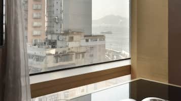 Quarto luxo, vista para o mar | Roupas de cama de algodão egípcio, roupas de cama premium, frigobar