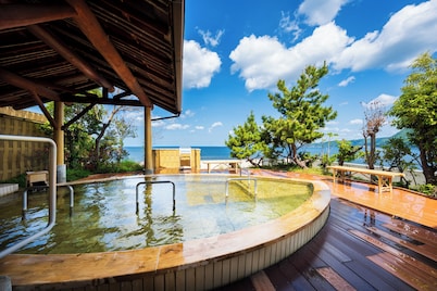 Seaside Hotel Mimatu Oetei