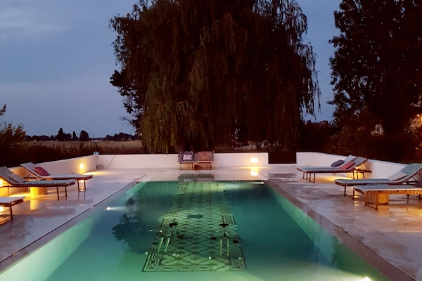 Piscina interior, piscina exterior