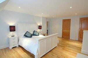 Casa standard, 5 quartos (3 king + 2 twin) | Individualmente decorados, individualmente mobiliados