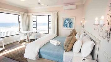 Cofre no quarto, secretária, Wi-fi grátis, roupa de cama fornecida