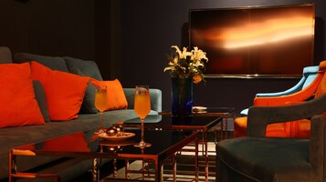 Área de estar no saguão