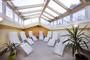 Sauna, banho turco, massagens suecas, massagens 