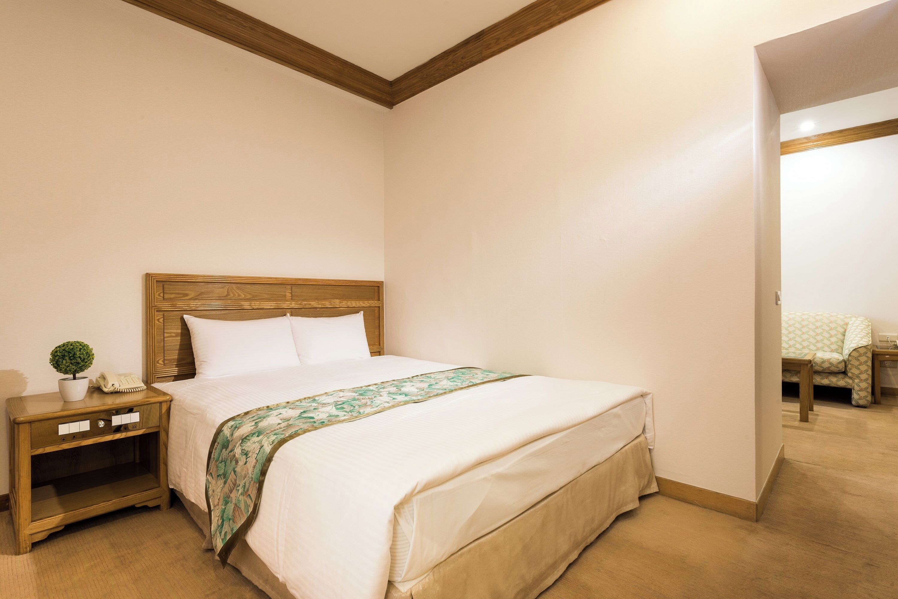 Suite-Estúdio Royal, 1 cama de casal, casa de banho anexa | Cortinas/cortinados opacos, Wi-fi grátis, roupa de cama fornecida 