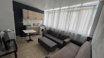 Apartamento Familiar, 1 quarto | Cofre no quarto, Wi-fi grátis
