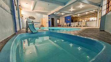 Piscina interna, piscina externa