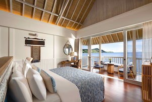 Bungalow Premium, junto à praia | Roupa de alta qualidade, minibar, cofre no quarto 