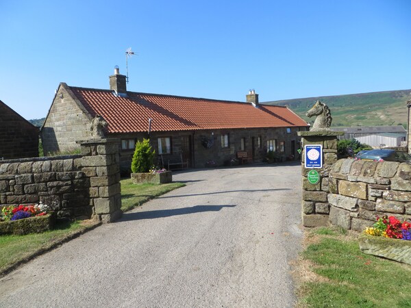 Craven Garth Cottages - North Yorkshire