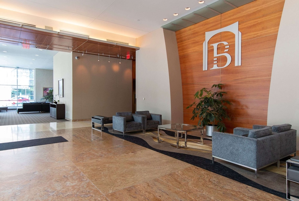 Broadway Plaza, Trademark Collection By Wyndham - Minnesota