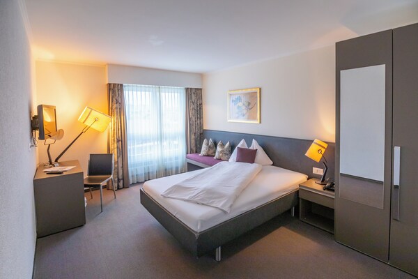 Hotel Holiday - Thun