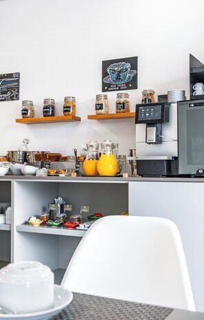 Pequeno-almoço tipo buffet diário incluído 