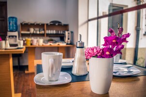 Pequeno-almoço continental diário incluído