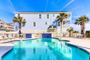 Piscina exterior sazonal 