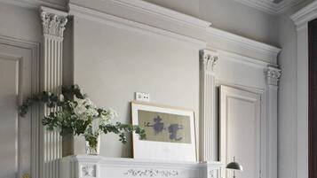 Estúdio família (2 adults and 2 children) | Área de estar | TV de tela plana 42 polegadas com canais digitais, TV