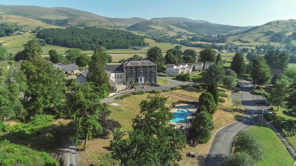Macdonald Plas Talgarth Holiday Resort - North Wales