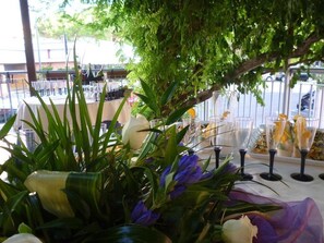 Pequeno-almoço tipo buffet diário incluído 