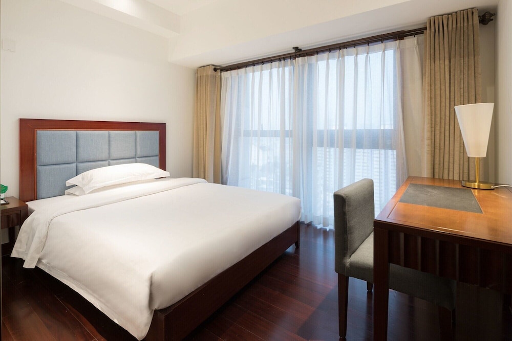 Poltton International Apartment Pazhou - Canton / Guangzhou