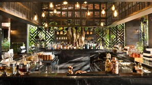 3 bares/lounges, bar de coquetéis