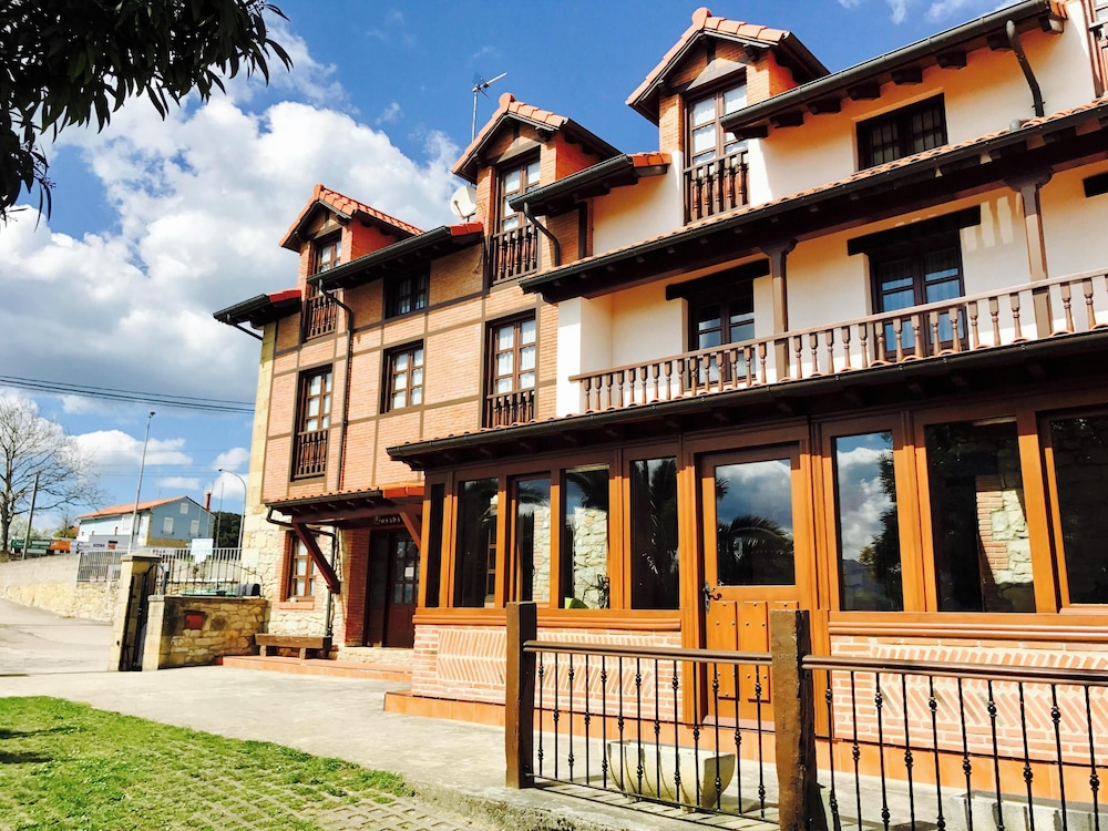 Posada Rural La Cabaña De Salmon - Cantabria