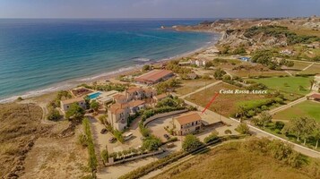 Costa Rossa Annex Double Room | Cofres nos quartos, Wi-Fi de cortesia, roupa de cama