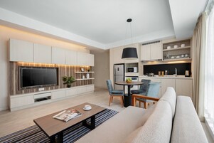 Cofre no quarto, secretária 