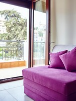 Roupas de cama premium, cofres nos quartos, quartos à prova de som