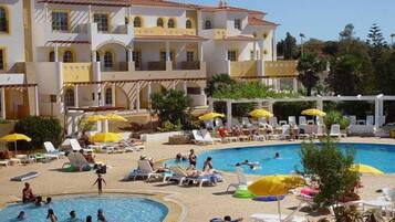 Piscina exterior