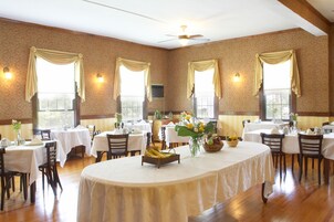 Pequeno-almoço continental diário incluído 