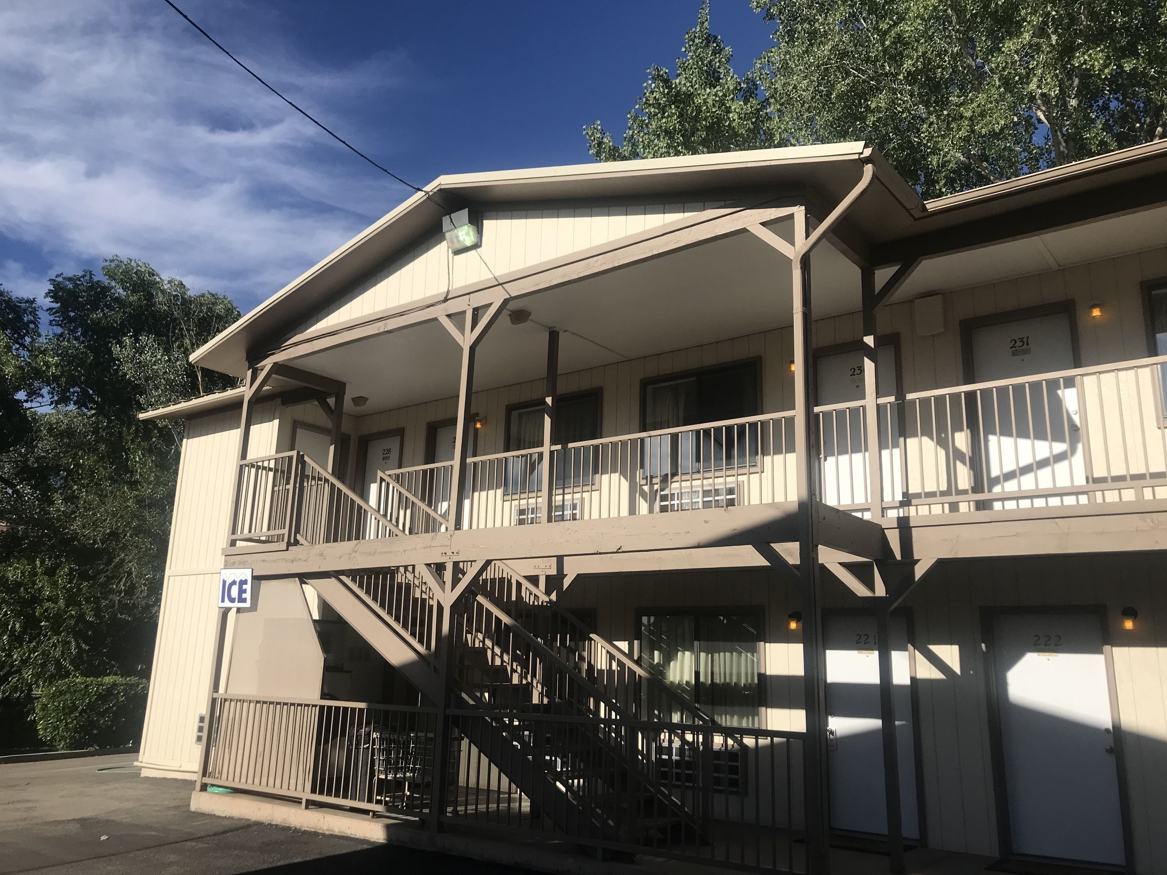 The Virginian Motel Reviews, Deals & Photos 2024 - Expedia