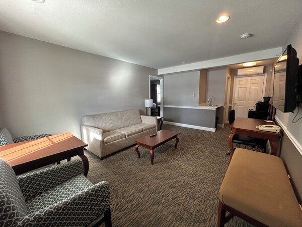 Golden Gables Inn Dazzler Select By Wyndham - New England