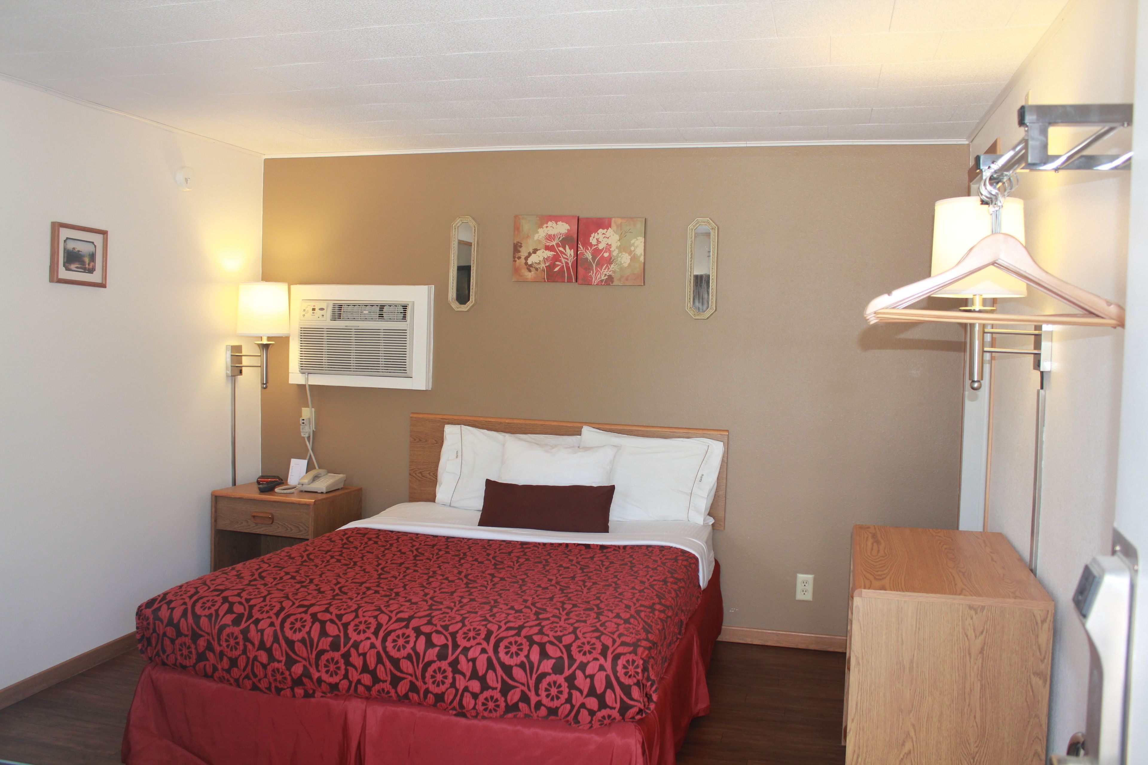 The Brookside Motel Reviews, Deals & Photos 2024 - Expedia