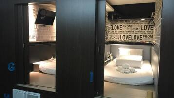 Wi-Fi de cortesia, roupa de cama