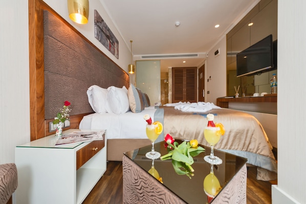 Standard Tek Büyük veya Iki Ayri Yatakli Oda | Vista do quarto