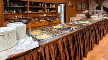 Pequeno-almoço tipo buffet diário incluído