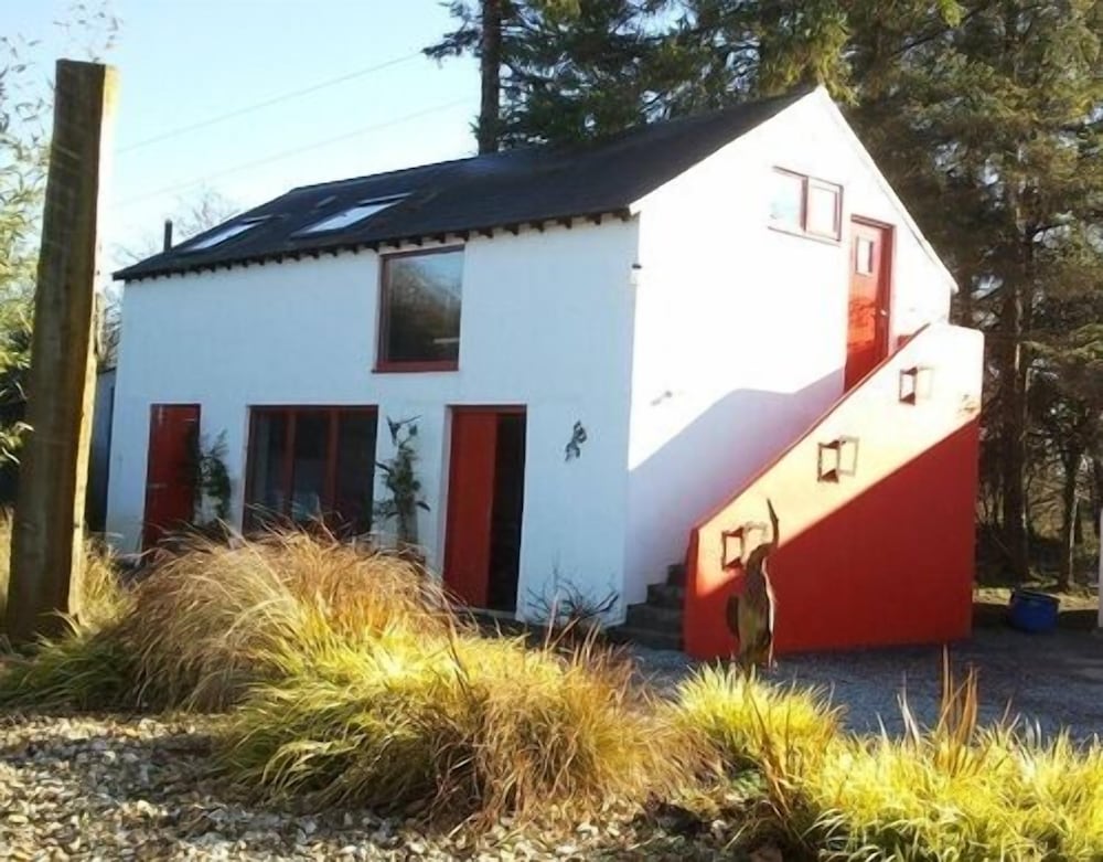 The Village Studio Apartments - Leinster