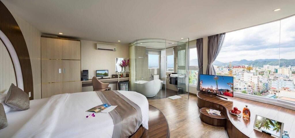 Minibar, cofre no quarto, quartos insonorizados, Wi-fi grátis 