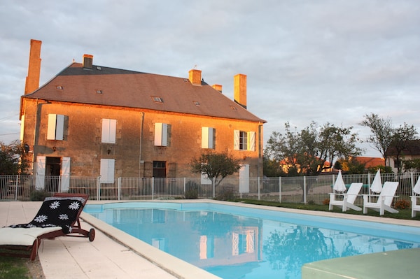 Château Latour - Nièvre