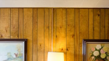 Quarto Standard, 2 camas de casal | Roupa de alta qualidade, secretária, quartos insonorizados