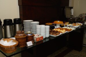Pequeno-almoço tipo buffet diário incluído 