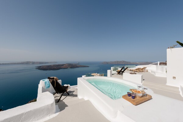 Cocoon Suites - Santorin