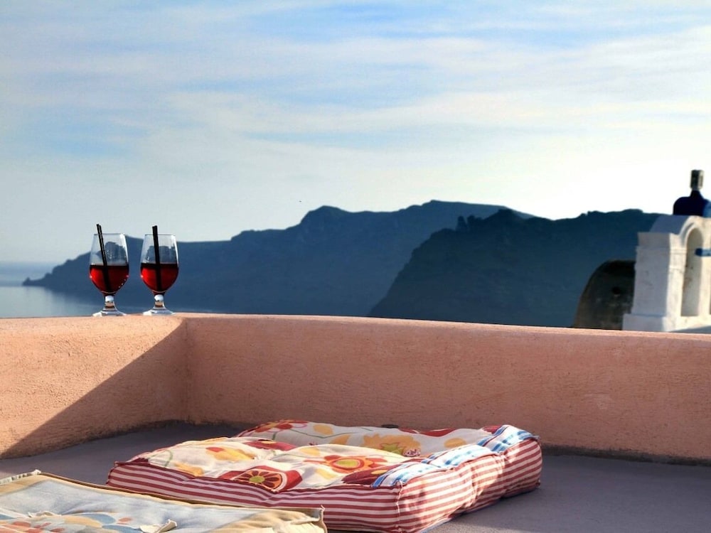 Alafouzou Cave Loft - Oia