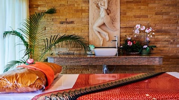 Sala(s) para tratamentos a casais, tratamentos corporais, aromaterapia