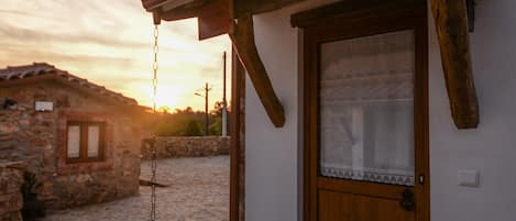 Casa, 2 quartos, kitchenette (Casa da Avó) | Com decoração personalizada, quartos insonorizados