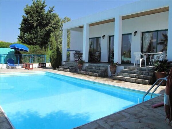 Chriseleni Latchi Villas - Полис