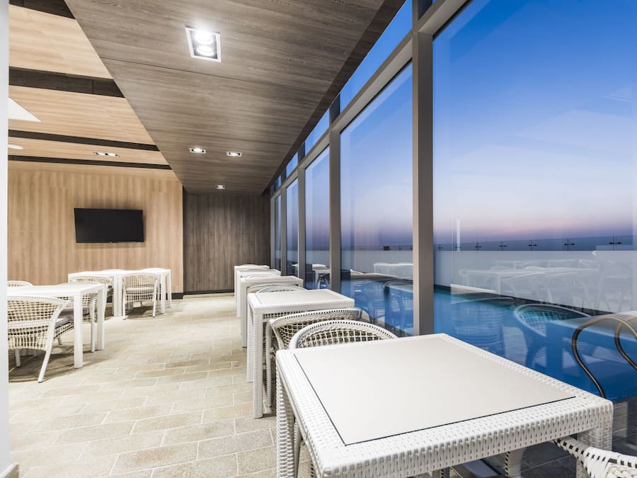 Pequeno-almoço tipo buffet diário incluído