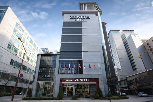 Zenith Hotel - Bucheon-si