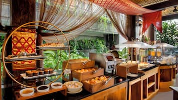 Pequenos-almoços servidos, cozinha internacional